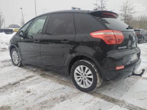Melns Citroen c4-picasso 2008 Viļņa, ar dzinēja tilpumu 1.60 L un nobraukumu 337 tūkst. km par 1999 €, foto 3 vietnē AUTOMOTO.COM.LV