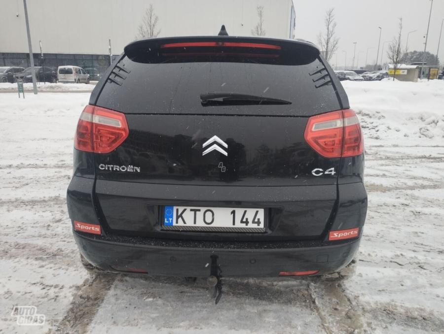 Melns Citroen c4-picasso 2008 Viļņa, ar dzinēja tilpumu 1.60 L un nobraukumu 337 tūkst. km par 1999 €, foto 6 vietnē AUTOMOTO.COM.LV