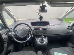 Black Citroen c4-picasso 2009 in Trakai, with an engine capacity of 1.56 L and mileage of 244 thousand km for 1850 €, photo 3 on AUTOMOTO.COM.LV