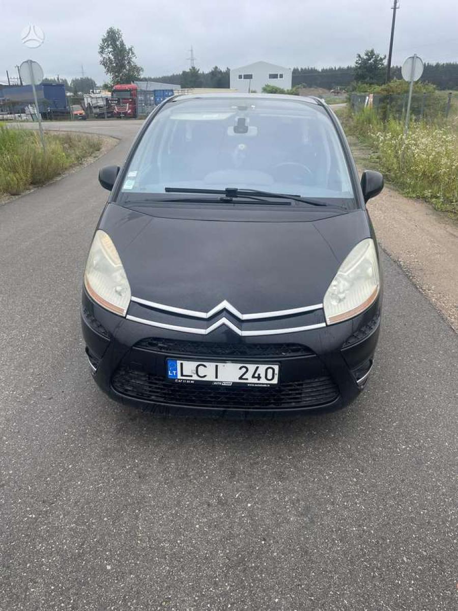 Black Citroen c4-picasso 2009 in Trakai, with an engine capacity of 1.56 L and mileage of 244 thousand km for 1850 €, photo 5 on AUTOMOTO.COM.LV