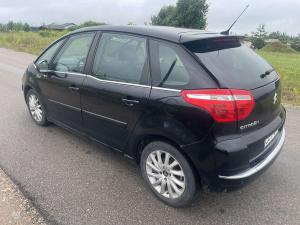 Black Citroen c4-picasso 2009 in Trakai, with an engine capacity of 1.56 L and mileage of 244 thousand km for 1850 €, photo 7 on AUTOMOTO.COM.LV