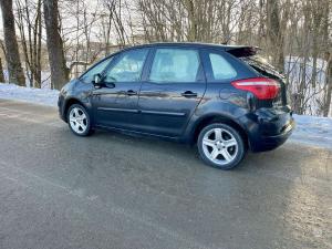 Black Citroen c4-picasso 2010 in Vilnius, with an engine capacity of 1.60 L and mileage of 280 thousand km for 1900 €, photo 3 on AUTOMOTO.COM.LV