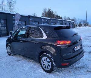 Black Citroen c4-picasso 2013 in Siauliai, with an engine capacity of 1.60 L and mileage of 98 thousand km for 5350 €, photo 6 on AUTOMOTO.COM.LV