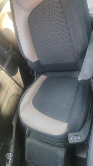 Black Citroen c4-picasso 2013 in Taurage, with an engine capacity of 1.56 L and mileage of 276 thousand km for 3300 €, photo 18 on AUTOMOTO.COM.LV