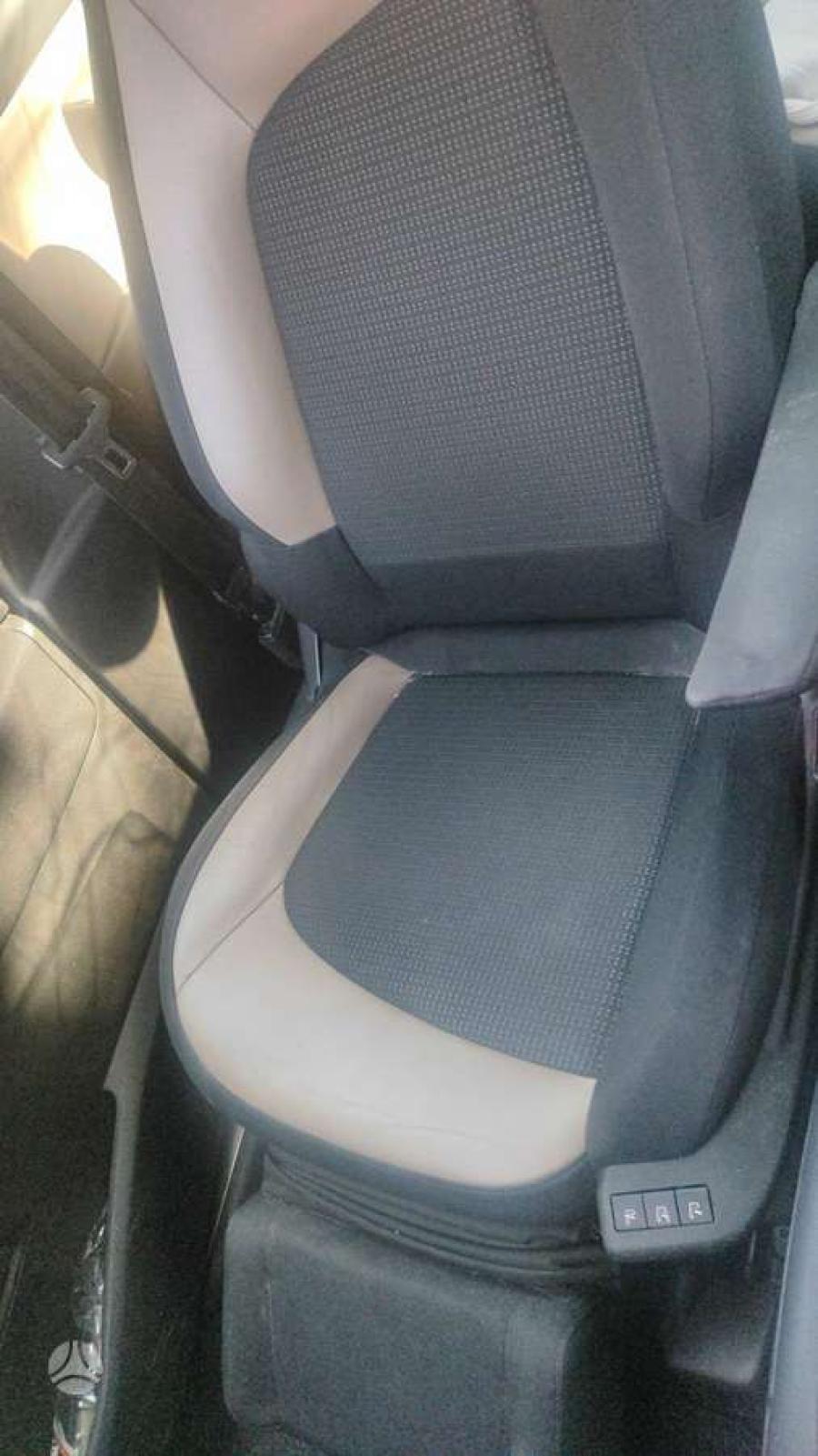 Black Citroen c4-picasso 2013 in Taurage, with an engine capacity of 1.56 L and mileage of 276 thousand km for 3300 €, photo 18 on AUTOMOTO.COM.LV