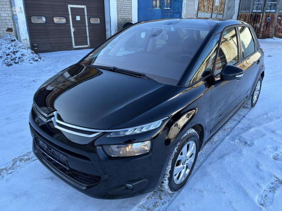 Black Citroen c4-picasso 2014 in Siauliai, with an engine capacity of 1.56 L and mileage of 304 thousand km for 4650 €, photo 1 on AUTOMOTO.COM.LV