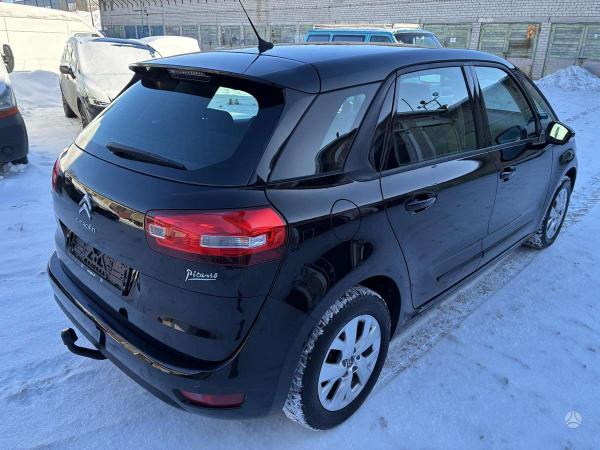 Black Citroen c4-picasso 2014 in Siauliai, with an engine capacity of 1.56 L and mileage of 304 thousand km for 4650 €, photo 4 on AUTOMOTO.COM.LV