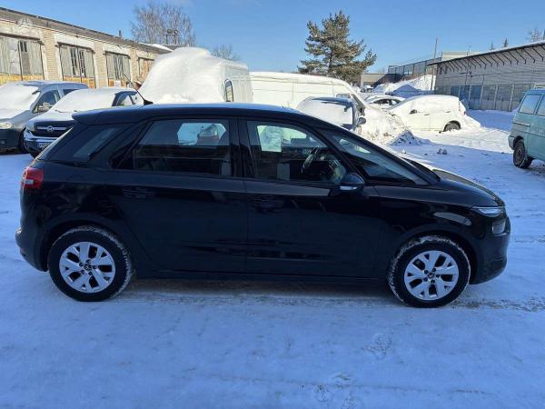 Black Citroen c4-picasso 2014 in Siauliai, with an engine capacity of 1.56 L and mileage of 304 thousand km for 4650 €, photo 5 on AUTOMOTO.COM.LV
