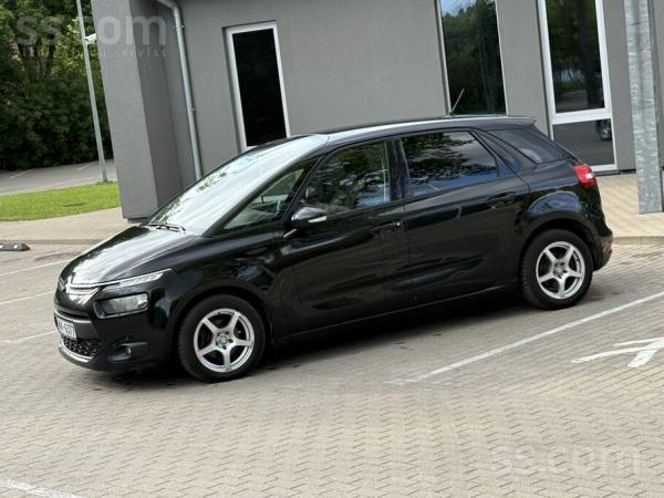 Black Citroen c4-picasso 2014 in Jurmala, with an engine capacity of 1.60 L and mileage of 0 thousand km for 4950 €, photo 5 on AUTOMOTO.COM.LV