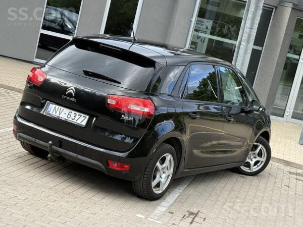 Black Citroen c4-picasso 2014 in Jurmala, with an engine capacity of 1.60 L and mileage of 0 thousand km for 4950 €, photo 10 on AUTOMOTO.COM.LV