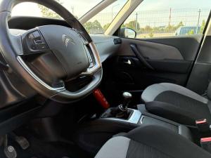 Melns Citroen c4-picasso 2014 Šauļi, ar dzinēja tilpumu 1.56 L un nobraukumu 304 tūkst. km par 4250 €, foto 10 vietnē AUTOMOTO.COM.LV