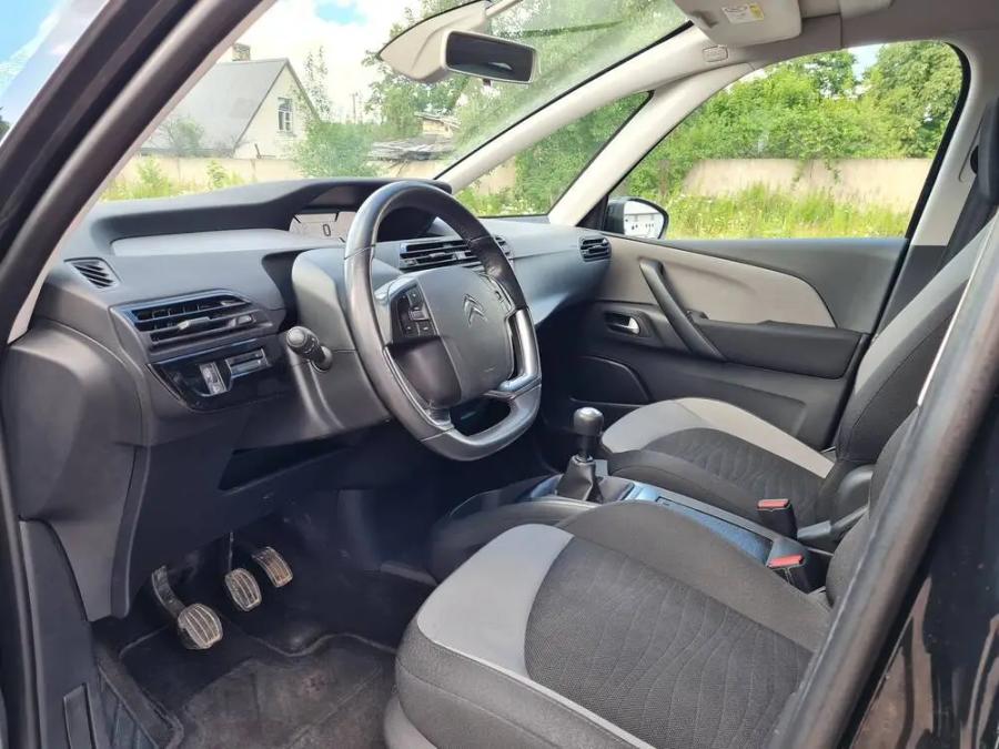 Melns Citroen c4-picasso 2015 Ogre, ar dzinēja tilpumu 1.20 L un nobraukumu 145 tūkst. km par 6550 €, foto 12 vietnē AUTOMOTO.COM.LV