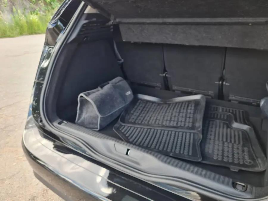 Melns Citroen c4-picasso 2015 Ogre, ar dzinēja tilpumu 1.20 L un nobraukumu 145 tūkst. km par 6550 €, foto 18 vietnē AUTOMOTO.COM.LV