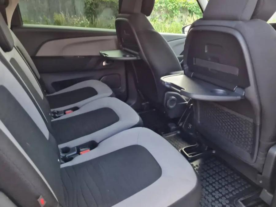 Melns Citroen c4-picasso 2015 Ogre, ar dzinēja tilpumu 1.20 L un nobraukumu 145 tūkst. km par 6550 €, foto 20 vietnē AUTOMOTO.COM.LV