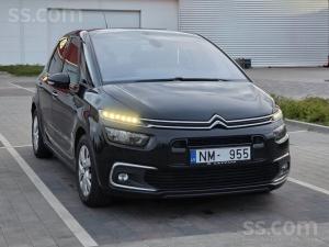 Melns Citroen c4-picasso 2017 Rīga, ar dzinēja tilpumu 1.60 L un nobraukumu 167 tūkst. km par 8900 €, foto  vietnē AUTOMOTO.COM.LV
