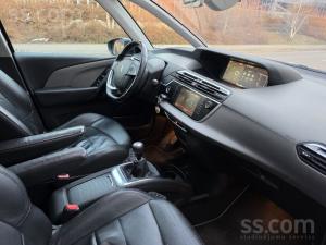Melns Citroen c4-picasso 2017 Rīga, ar dzinēja tilpumu 1.60 L un nobraukumu 167 tūkst. km par 8900 €, foto 10 vietnē AUTOMOTO.COM.LV