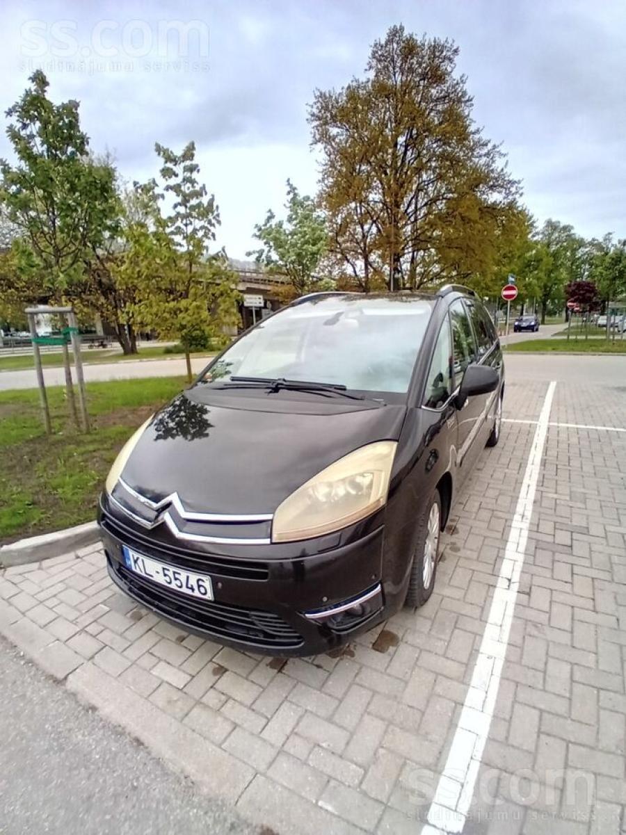 Melns Citroen c4-picasso 2007 Rīga, ar dzinēja tilpumu 2.00 L un nobraukumu 394 tūkst. km par 1750 €, foto 1 vietnē AUTOMOTO.COM.LV