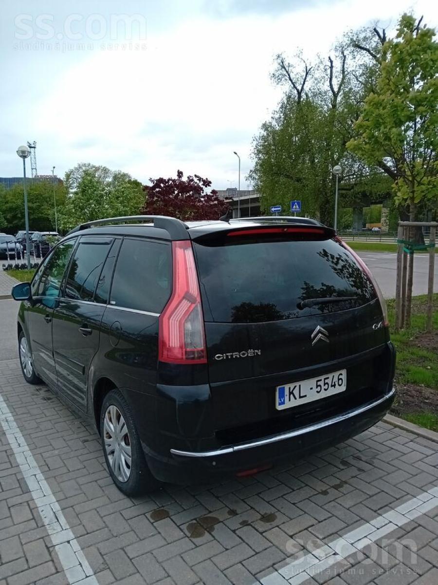 Melns Citroen c4-picasso 2007 Rīga, ar dzinēja tilpumu 2.00 L un nobraukumu 394 tūkst. km par 1750 €, foto 3 vietnē AUTOMOTO.COM.LV