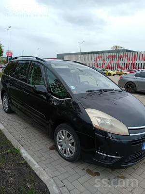 Melns Citroen c4-picasso 2007 Rīga, ar dzinēja tilpumu 2.00 L un nobraukumu 394 tūkst. km par 1750 €, foto 4 vietnē AUTOMOTO.COM.LV