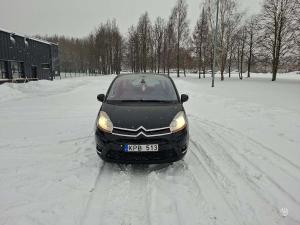 Melns Citroen c4-picasso 2007 Šauļi, ar dzinēja tilpumu 2.00 L un nobraukumu 270 tūkst. km par 1600 €, foto 2 vietnē AUTOMOTO.COM.LV