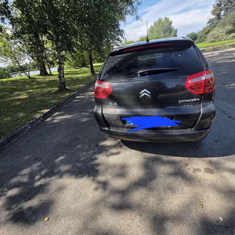 Black Citroen c4-picasso 2007 in Panevezys, with an engine capacity of 1.56 L and mileage of 368 thousand km for 1600 €, photo 5 on AUTOMOTO.COM.LV