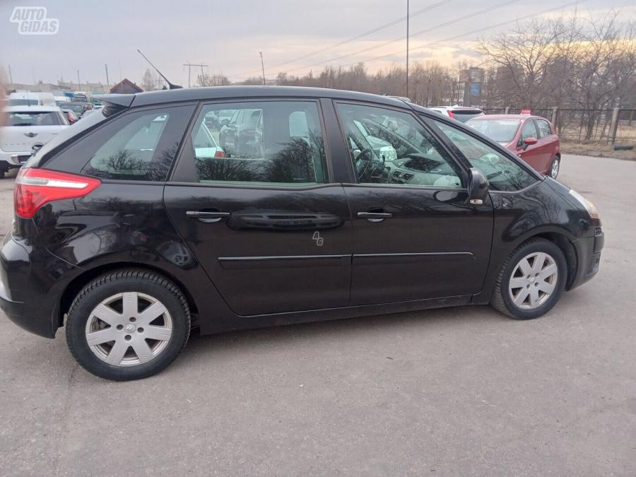 Melns Citroen c4-picasso 2008 Šauļi, ar dzinēja tilpumu 1.60 L un nobraukumu 260 tūkst. km par 1650 €, foto 4 vietnē AUTOMOTO.COM.LV