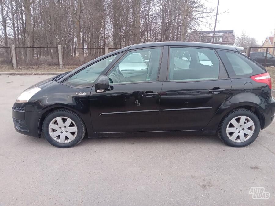 Melns Citroen c4-picasso 2008 Šauļi, ar dzinēja tilpumu 1.60 L un nobraukumu 260 tūkst. km par 1650 €, foto 5 vietnē AUTOMOTO.COM.LV