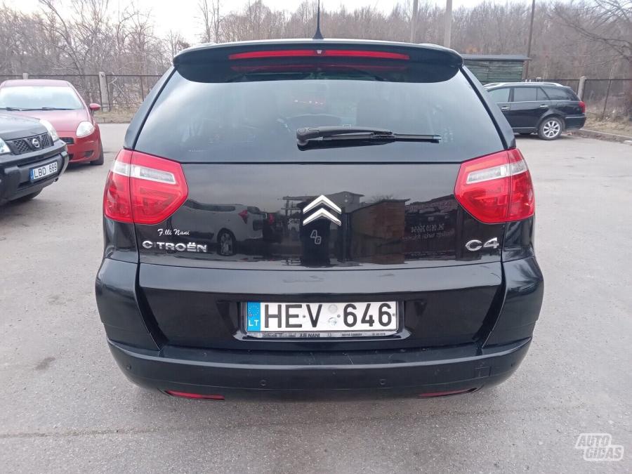 Melns Citroen c4-picasso 2008 Šauļi, ar dzinēja tilpumu 1.60 L un nobraukumu 260 tūkst. km par 1650 €, foto 8 vietnē AUTOMOTO.COM.LV