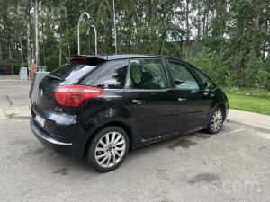 Black Citroen c4-picasso 2008 in Riga, with an engine capacity of 1.60 L and mileage of 404 thousand km for 2200 €, photo 6 on AUTOMOTO.COM.LV