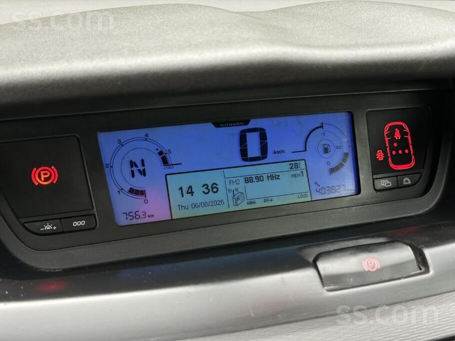Black Citroen c4-picasso 2008 in Riga, with an engine capacity of 1.60 L and mileage of 404 thousand km for 2200 €, photo 12 on AUTOMOTO.COM.LV