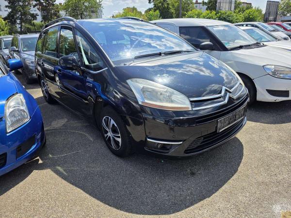 Black Citroen c4-picasso 2008 in Utena, with an engine capacity of 1.56 L and mileage of 240 thousand km for 1599 €, photo 1 on AUTOMOTO.COM.LV