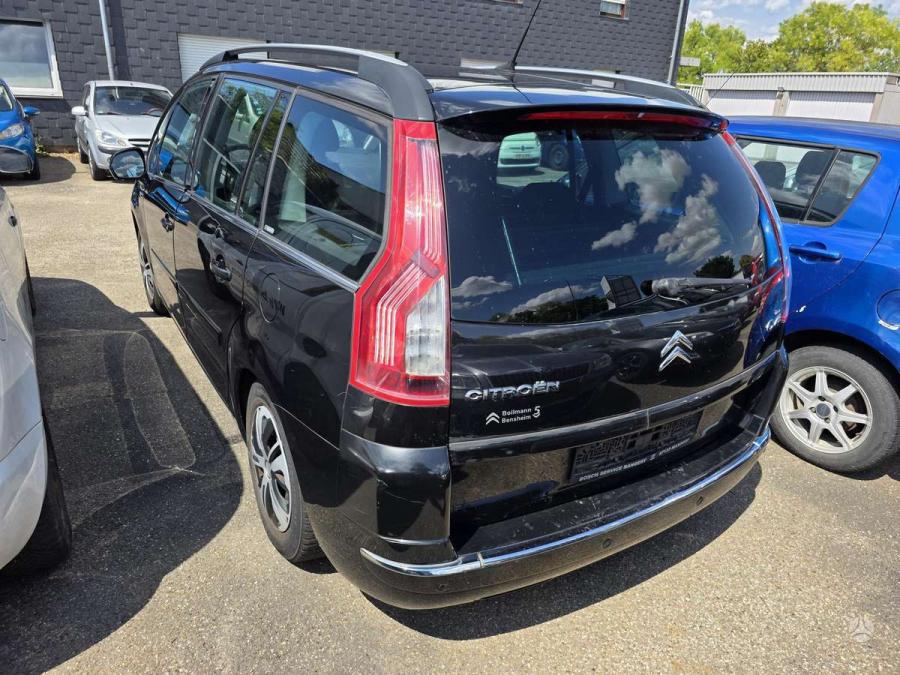 Black Citroen c4-picasso 2008 in Utena, with an engine capacity of 1.56 L and mileage of 240 thousand km for 1599 €, photo 4 on AUTOMOTO.COM.LV