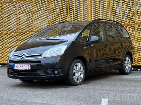 Melns Citroen c4-picasso 2009 Ogre, ar dzinēja tilpumu 2.00 L un nobraukumu 243 tūkst. km par 3995 €, foto 3 vietnē AUTOMOTO.COM.LV