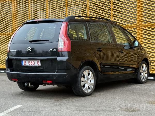 Melns Citroen c4-picasso 2009 Ogre, ar dzinēja tilpumu 2.00 L un nobraukumu 243 tūkst. km par 3995 €, foto 6 vietnē AUTOMOTO.COM.LV