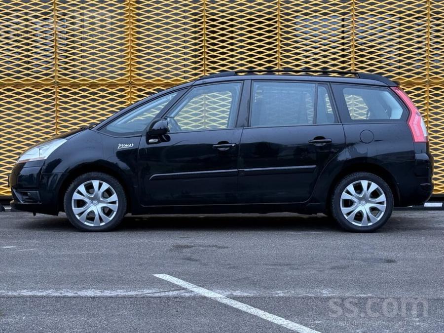 Melns Citroen c4-picasso 2009 Ogre, ar dzinēja tilpumu 2.00 L un nobraukumu 243 tūkst. km par 3995 €, foto 9 vietnē AUTOMOTO.COM.LV