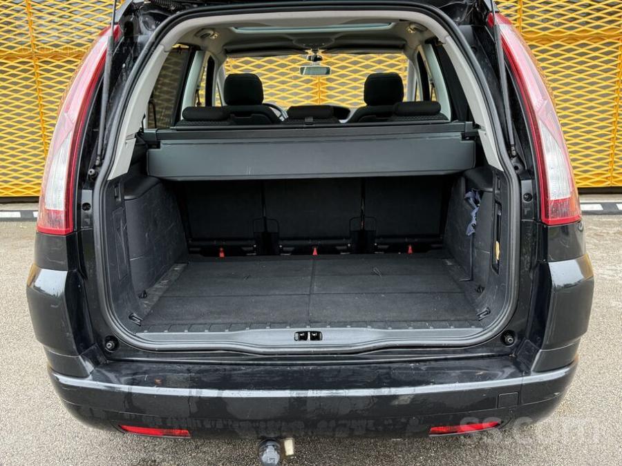 Melns Citroen c4-picasso 2009 Ogre, ar dzinēja tilpumu 2.00 L un nobraukumu 243 tūkst. km par 3995 €, foto 13 vietnē AUTOMOTO.COM.LV