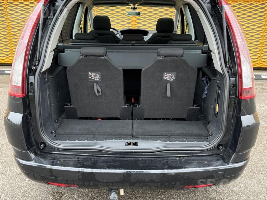 Melns Citroen c4-picasso 2009 Ogre, ar dzinēja tilpumu 2.00 L un nobraukumu 243 tūkst. km par 3995 €, foto 14 vietnē AUTOMOTO.COM.LV