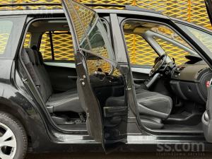 Melns Citroen c4-picasso 2009 Ogre, ar dzinēja tilpumu 2.00 L un nobraukumu 243 tūkst. km par 3995 €, foto 15 vietnē AUTOMOTO.COM.LV