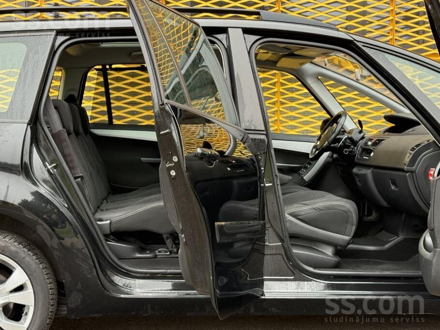 Melns Citroen c4-picasso 2009 Ogre, ar dzinēja tilpumu 2.00 L un nobraukumu 243 tūkst. km par 3995 €, foto 15 vietnē AUTOMOTO.COM.LV