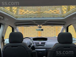 Melns Citroen c4-picasso 2009 Ogre, ar dzinēja tilpumu 2.00 L un nobraukumu 243 tūkst. km par 3995 €, foto 19 vietnē AUTOMOTO.COM.LV