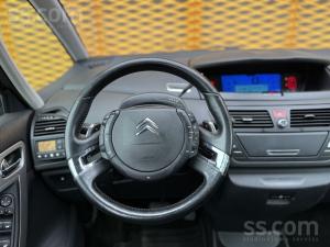 Melns Citroen c4-picasso 2009 Ogre, ar dzinēja tilpumu 2.00 L un nobraukumu 243 tūkst. km par 3995 €, foto 22 vietnē AUTOMOTO.COM.LV