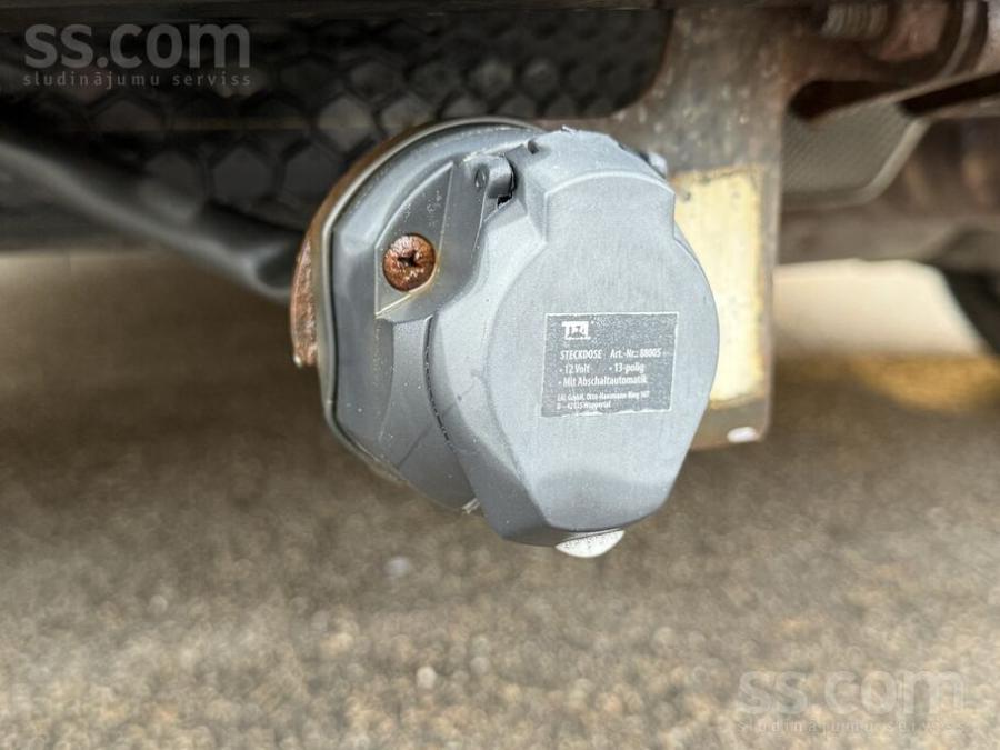 Melns Citroen c4-picasso 2009 Ogre, ar dzinēja tilpumu 2.00 L un nobraukumu 243 tūkst. km par 3995 €, foto 29 vietnē AUTOMOTO.COM.LV