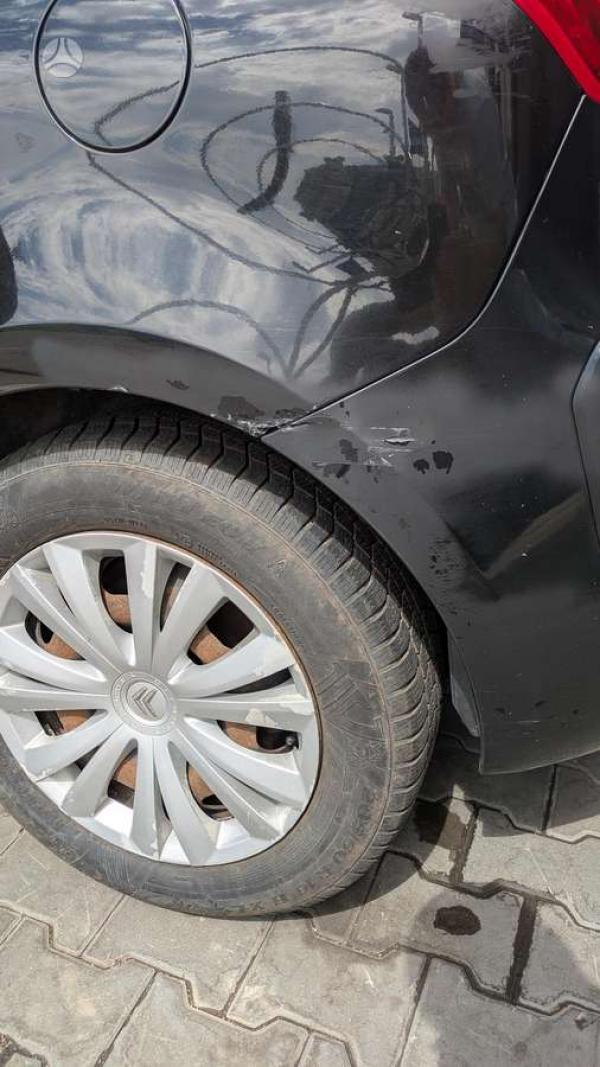 Melns Citroen c4-picasso 2009 Kauņa, ar dzinēja tilpumu 1.56 L un nobraukumu 311 tūkst. km par 1400 €, foto 3 vietnē AUTOMOTO.COM.LV