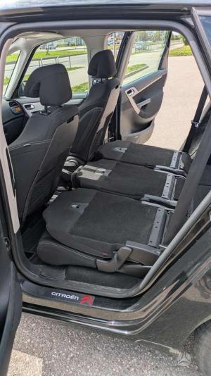 Melns Citroen c4-picasso 2009 Kauņa, ar dzinēja tilpumu 1.56 L un nobraukumu 311 tūkst. km par 1400 €, foto 14 vietnē AUTOMOTO.COM.LV