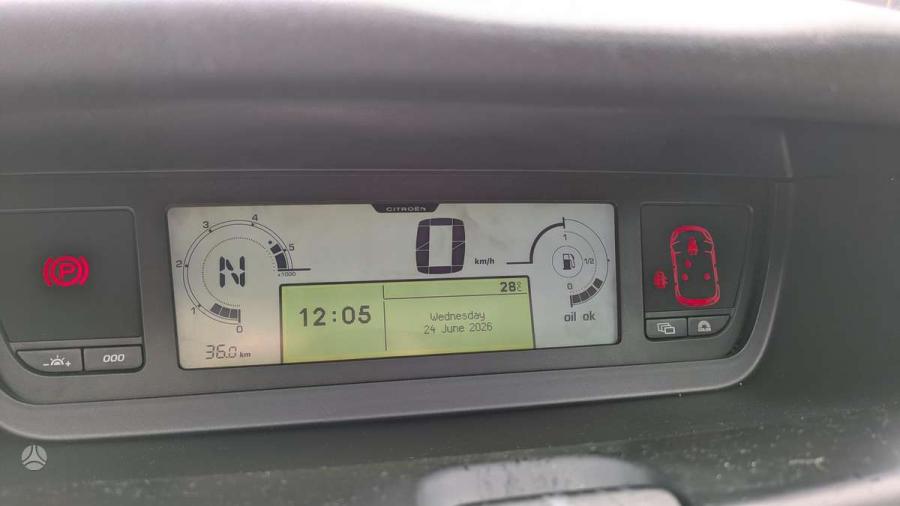 Melns Citroen c4-picasso 2009 Kauņa, ar dzinēja tilpumu 1.56 L un nobraukumu 311 tūkst. km par 1400 €, foto 21 vietnē AUTOMOTO.COM.LV