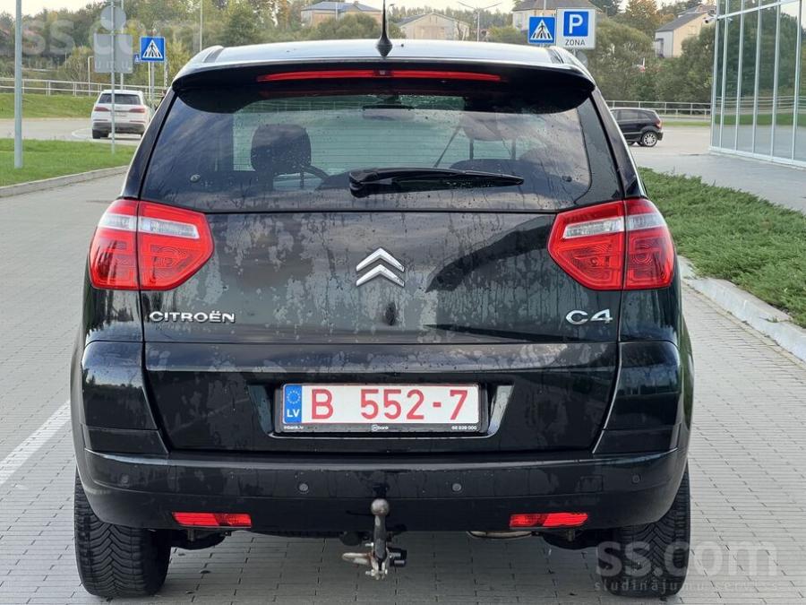 Melns Citroen c4-picasso 2009 Rēzekne, ar dzinēja tilpumu 1.60 L un nobraukumu 189 tūkst. km par 3450 €, foto 7 vietnē AUTOMOTO.COM.LV