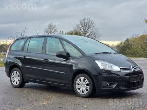 Black Citroen c4-picasso 2010 in Liepaja, with an engine capacity of 1.60 L and mileage of 240 thousand km for 3500 €, photo 5 on AUTOMOTO.COM.LV