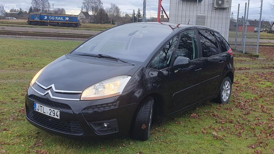 Melns Citroen c4-picasso 2010 Tauragė, ar dzinēja tilpumu 2.00 L un nobraukumu 256 tūkst. km par 2200 €, foto 2 vietnē AUTOMOTO.COM.LV