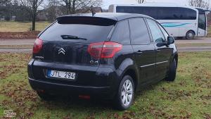 Melns Citroen c4-picasso 2010 Tauragė, ar dzinēja tilpumu 2.00 L un nobraukumu 256 tūkst. km par 2200 €, foto 4 vietnē AUTOMOTO.COM.LV