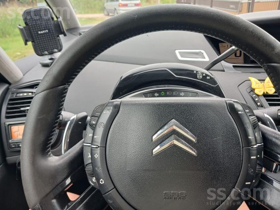 Melns Citroen c4-picasso 2010 Rīga, ar dzinēja tilpumu 2.00 L un nobraukumu 345 tūkst. km par 1400 €, foto 8 vietnē AUTOMOTO.COM.LV